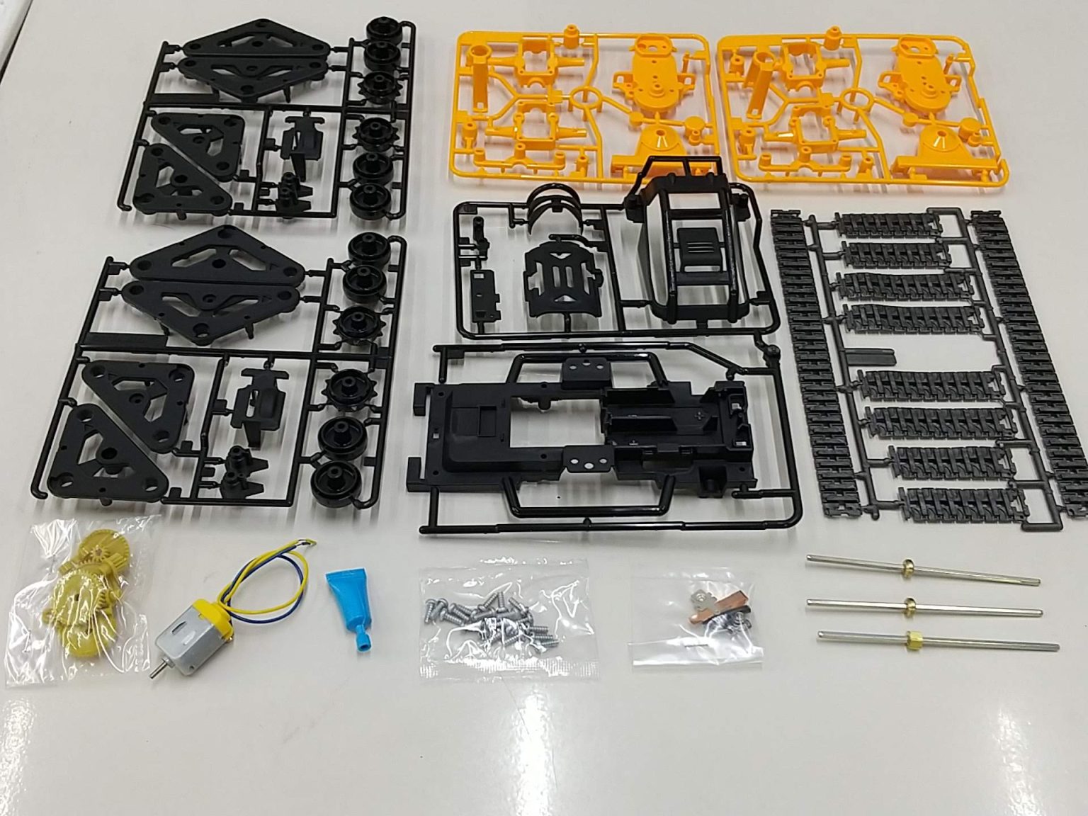 TAMIYA 四輪クローラー工作セットを作ってみた | Studio-Doit 電子工作教室