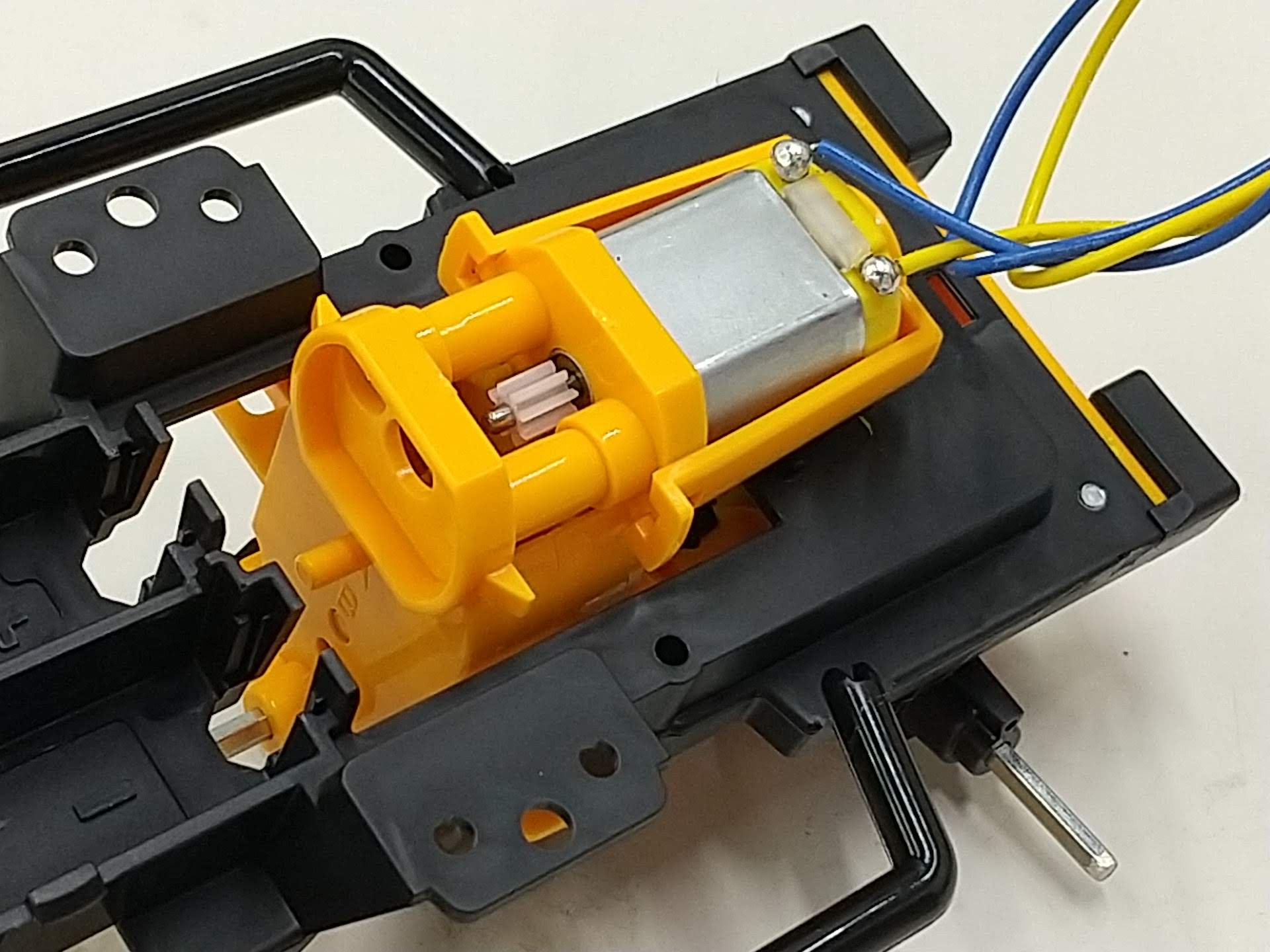 TAMIYA 四輪クローラー工作セットを作ってみた | Studio-Doit 電子工作教室